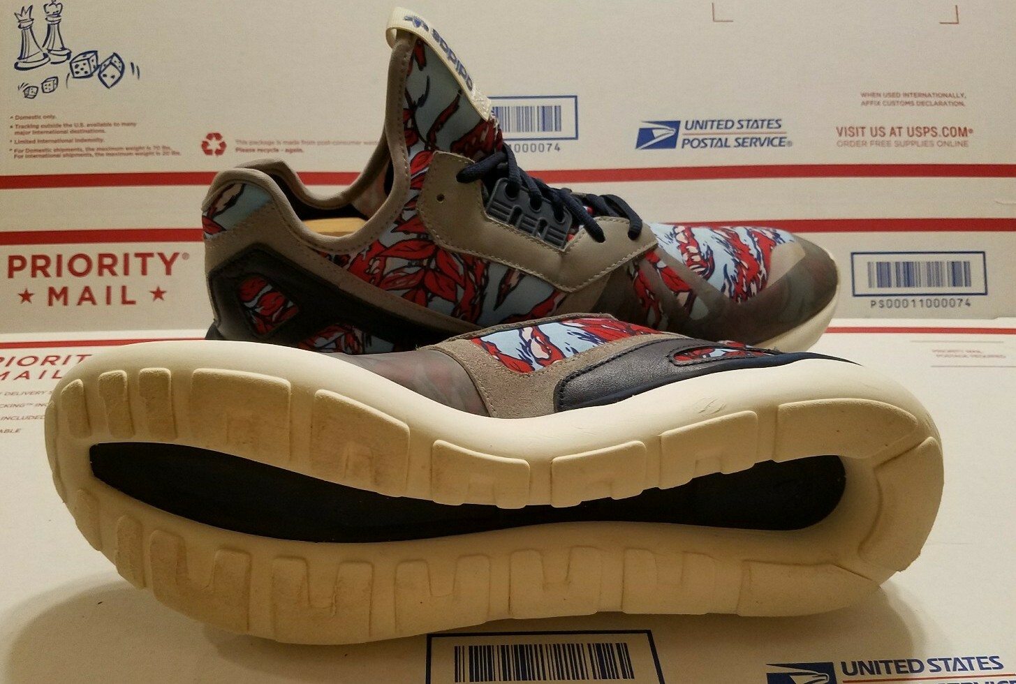 Mens Adidas Originals Tubular Multi-Color Floral B356… - Gem