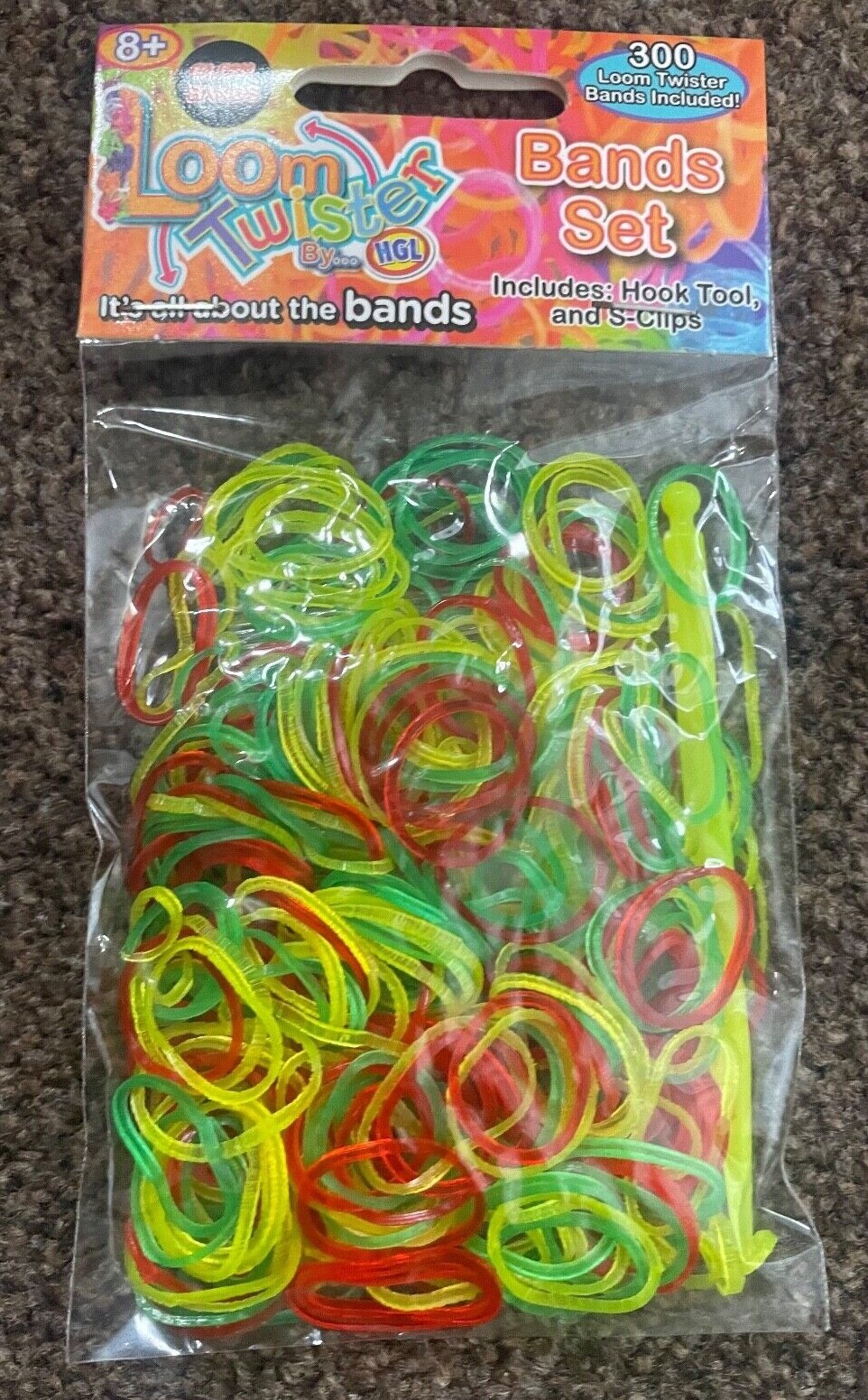Loom Bands by HGL - 1x Packet of x300 Bands incl. plastic hook tool and ...