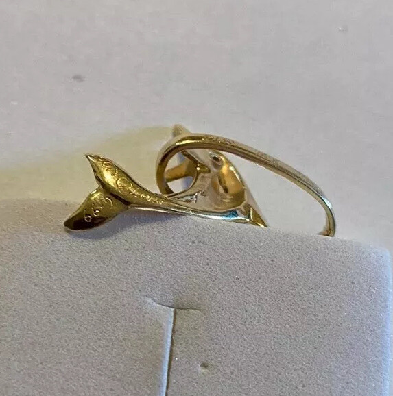 14k Yellow Gold DAVID WELTY Emerald Eye and Diamond Dolphin Pendant ...