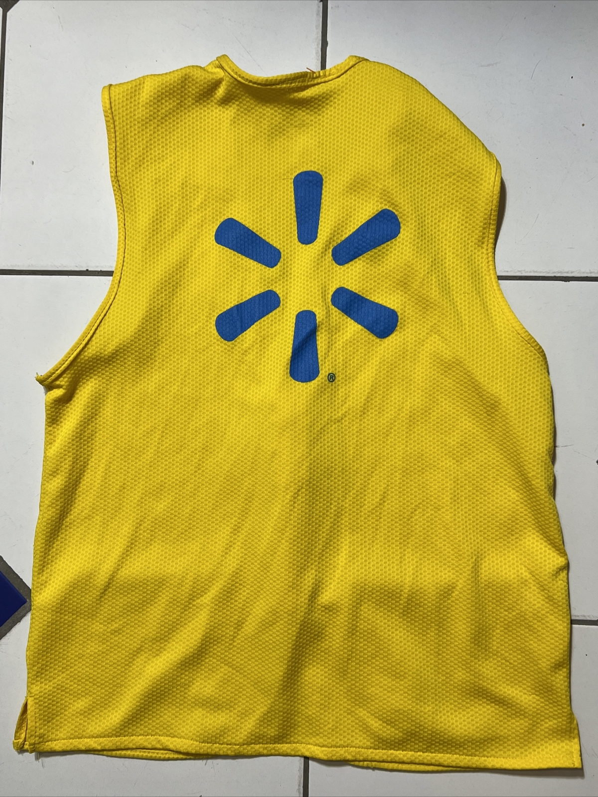 Walmart Proud Associate Unisex Employee Uniform Yellow Vest Size S ...