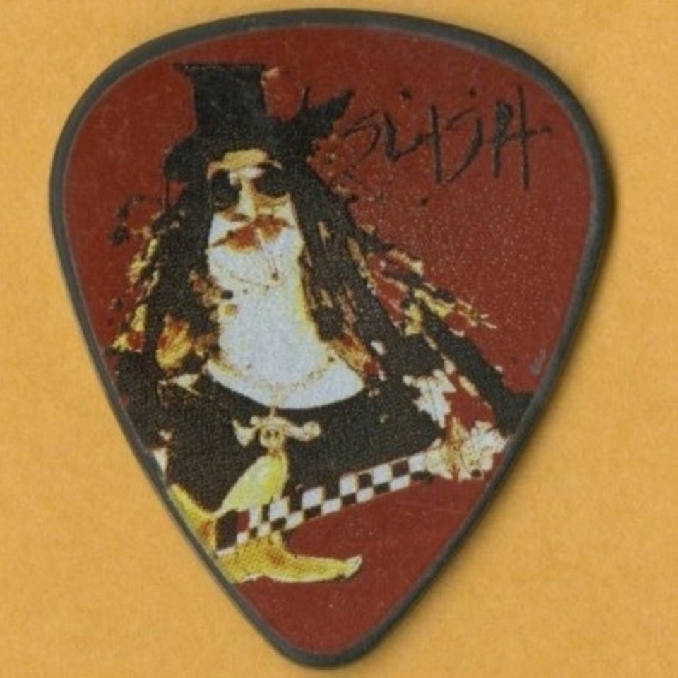 Slash 2010 solo concert tour w/Tortex logo signature Guitar Pick - Guns ...