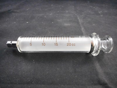 BD Glass 20mL Multifit Reusable Luer-Lok Syringe w/ Safety Plunger Clip ...
