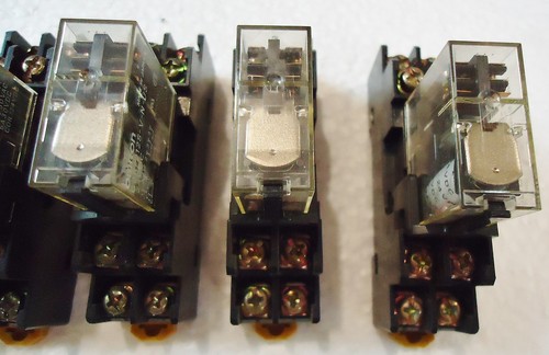 10 OMRON G2R-212S-V-N-US W/RJ9SA)MAX.5A250V AND ALUMINUM RUNNER/BASE | eBay