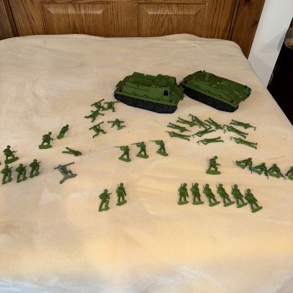 vintage mixed army men collection 47 pieces From 1970’s Good Condition ...