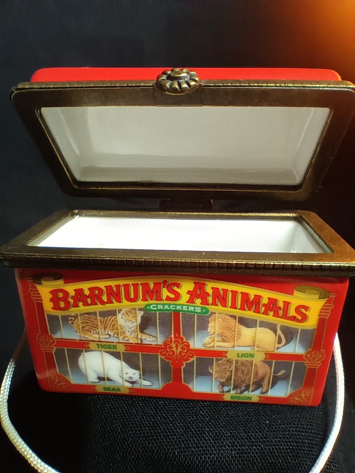 Barnum's Animal Crackers Midwest of Cannon Falls Porcelain Hinged Box ...