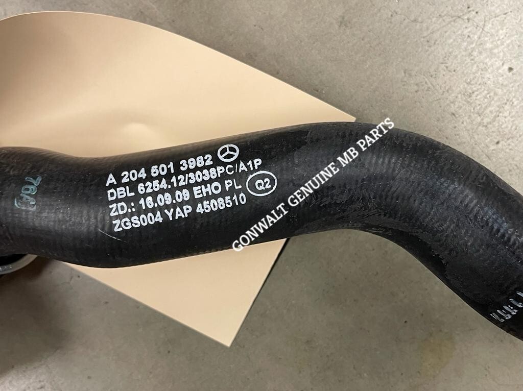 OEM 2045013982 Genuine Mercedes-Benz C350 2012-2015 Upper Hose | eBay