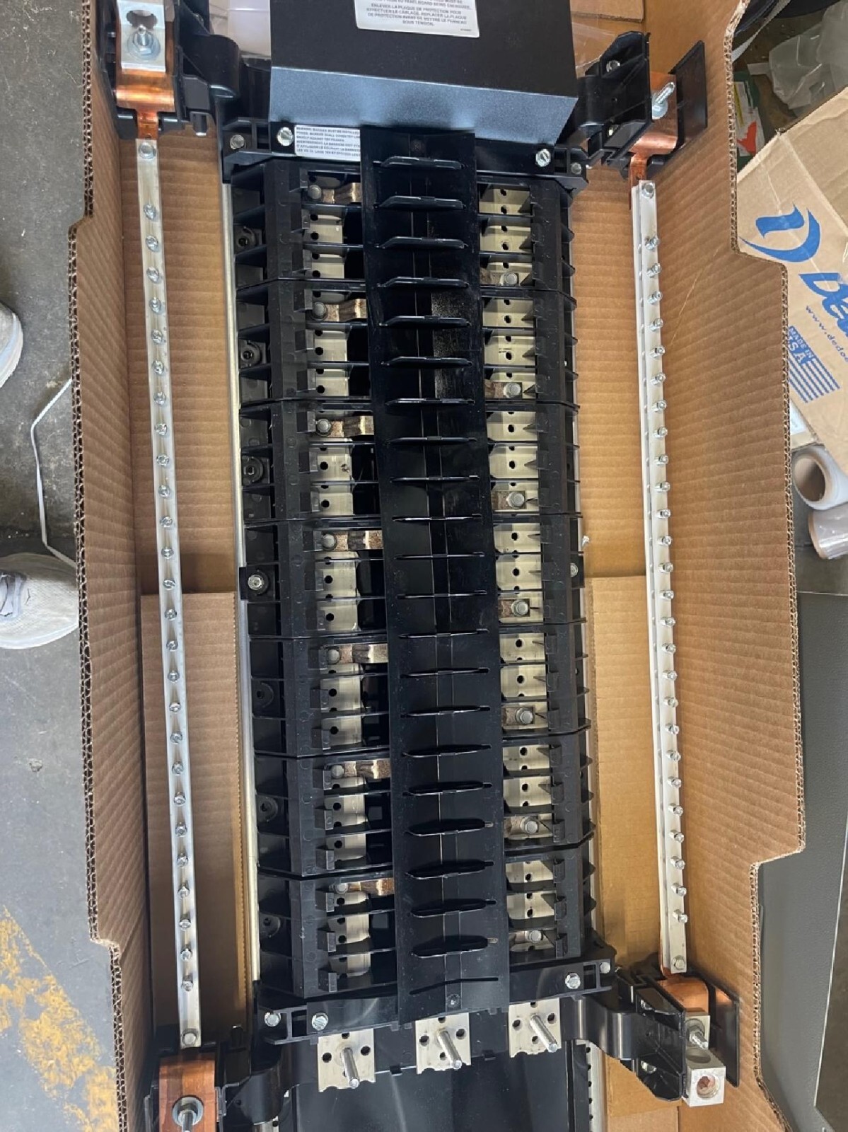 GE Industrial Solutions ReliaGear Lighting Panelboard AQU3422RCXAXT1 ...