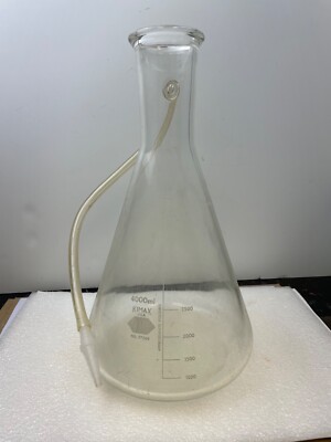 Lab Glassware - Flask With Side Arm