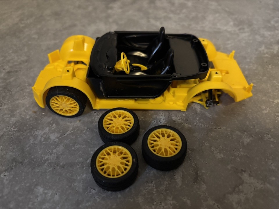 Tamiya Porsche Boxster Special Edition 1/24 Car Model Kit 24249 build ...
