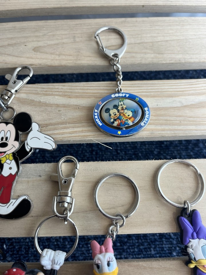 Disney Key rings x7 Mickey, Minnie, Daisy | eBay