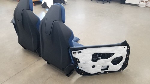 24 BMW M3 G80 INTERIOR SEAT AND DOOR PANEL SET FRONT AND REAR BLUE ...