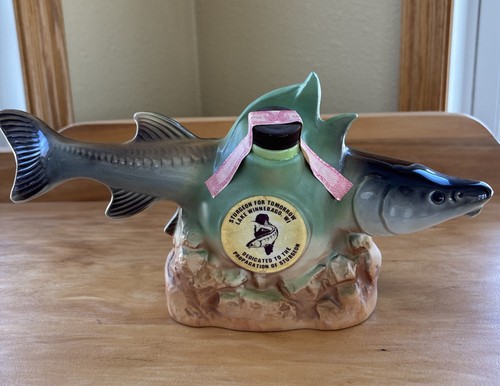 Jim Beam 1980 Sturgeon Fishing Hall Of Fame Decanter 6 1/4" High, Empty ...
