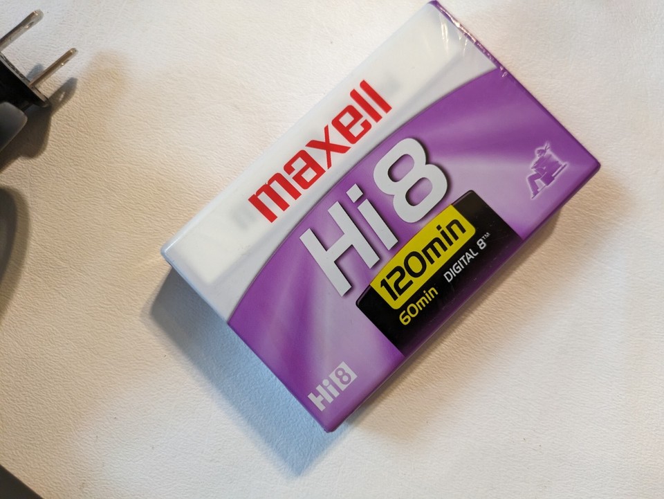 Sony Handycam Video Hi8 Recorder Cassette Videotapes Transfer CCD-TR818 ...