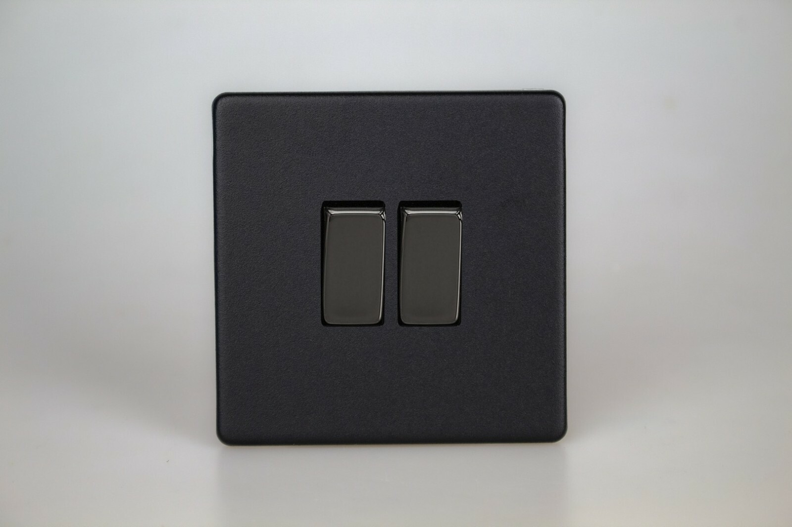 Varilight Screwless Matt Black Light Switches, Plug Sockets, LED ...