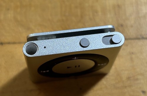 Apple iPod Shuffle 4th Generation 2GB Used Condition Tested Working ...