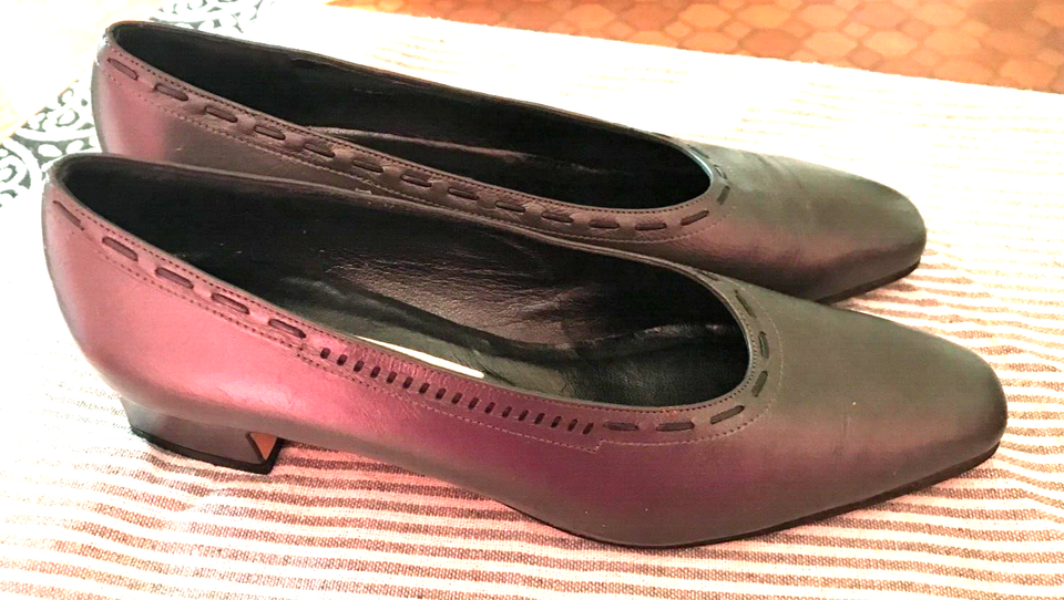 RANGONI FIRENZE GRAY LEATHER PUMPS PERFORATED & LEATHER STITCH TRIM ...