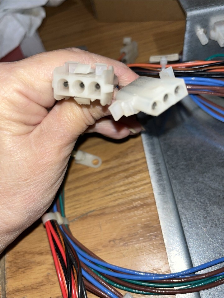 Early Model IGT S 2000 Power Harness | eBay