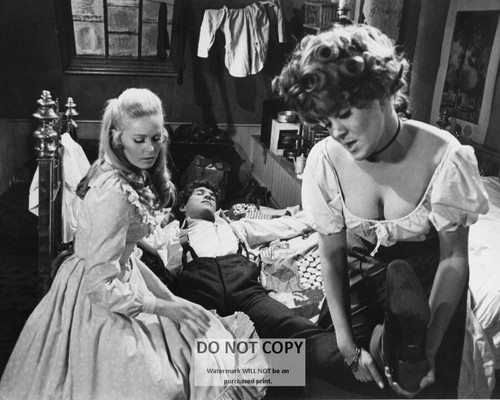 Veronica Carlson Barbara Ewing Dracula Has Risen From Grave 8x10 photo ...