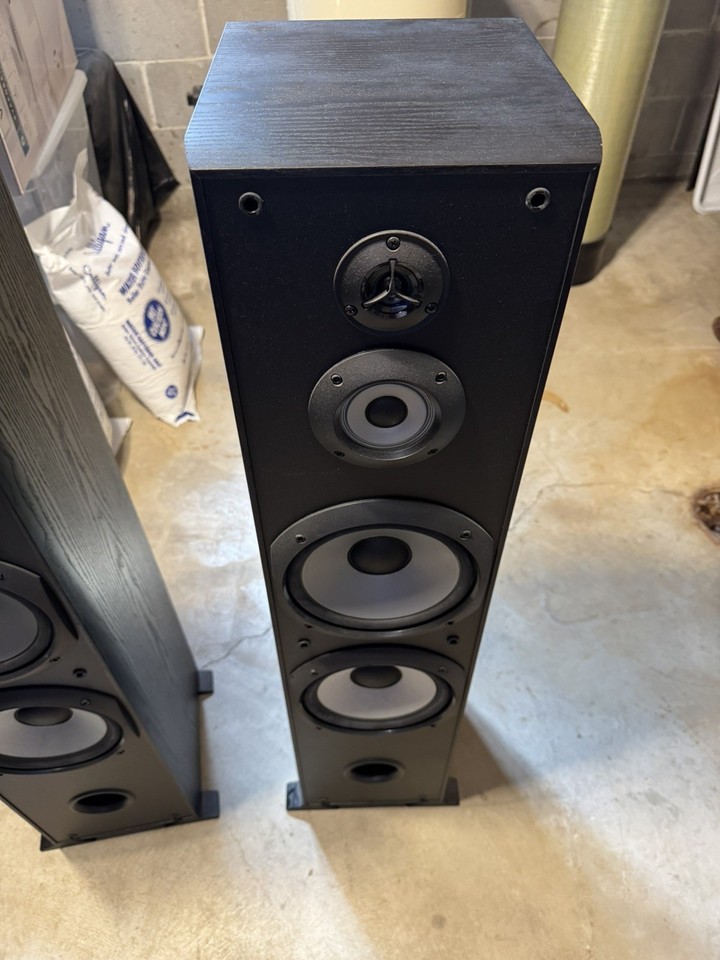 Sony SS F7000P 4-Way Tall Standing Speakers (Pair) 200 Watts 8 Ohm w ...