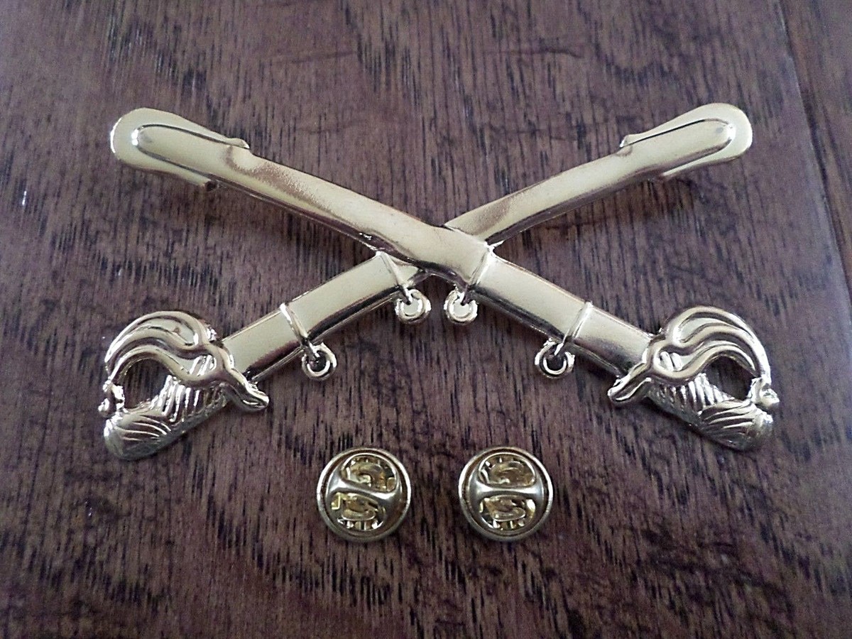 Crossed Confederate Sabers