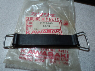 1973-75 KAWASAKI F11 F-11 F11M AIR CLEANER CAP BAND NOS OEM P/N 92072 ...