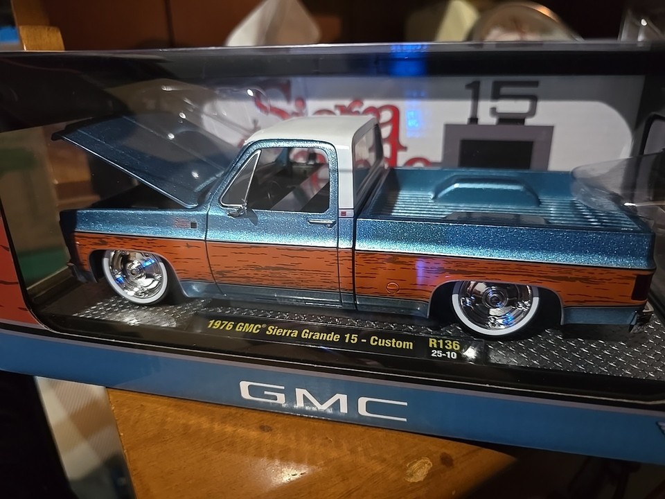 2025 M2 Machines 1:24 Scale 1976 GMC Sierra Grande 15 Custom R136 2 ...