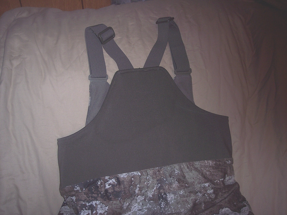 Mens Medium Camo Bibs Strata Camo Bib Overalls Insulated Camo Hunting ...