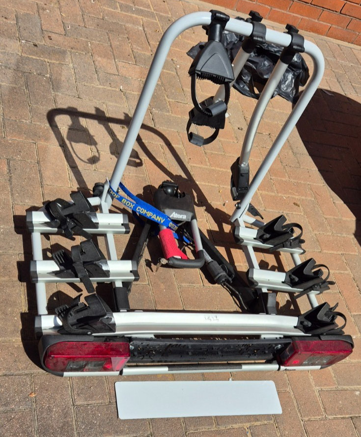 Altera Strada DL Tow Bar Mounted Bike Rack 3 Bike Version Fits 3-4 ...