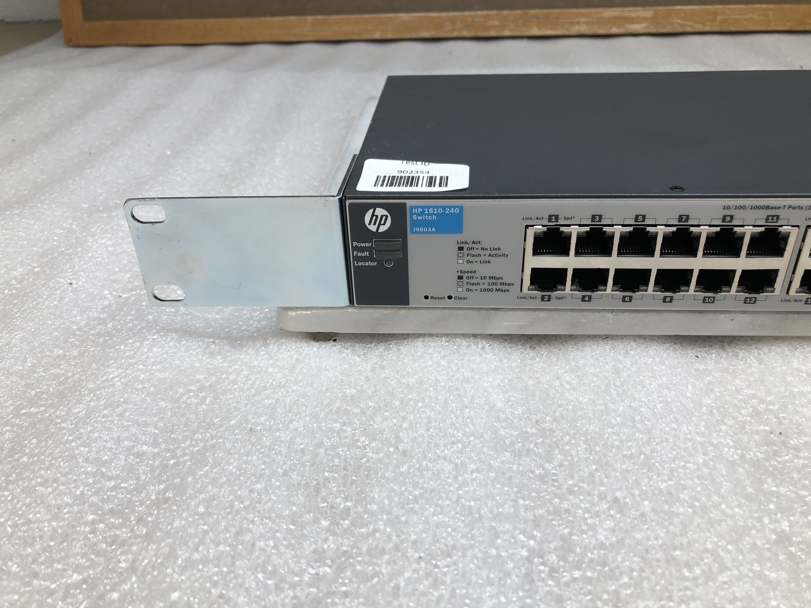HP 1810-24G J9803A 24-Ports Rack-Mountable Ethernet Gigabit Switch | eBay