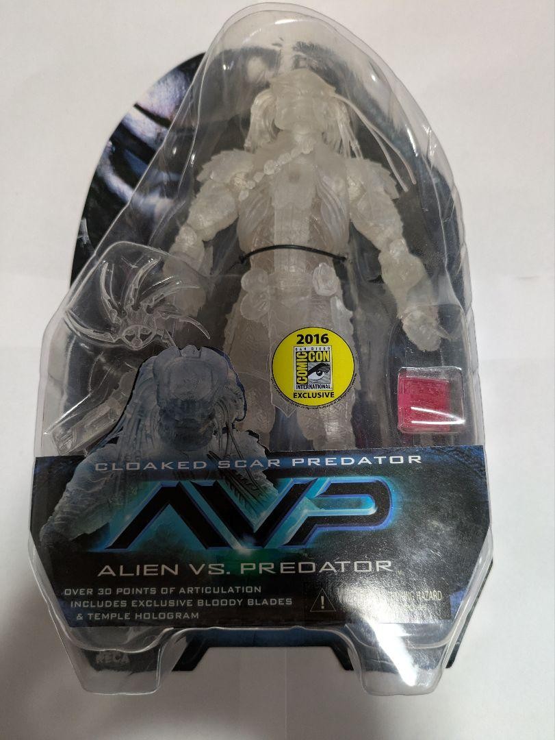 Cloaked Scar Predator Figure | eBay