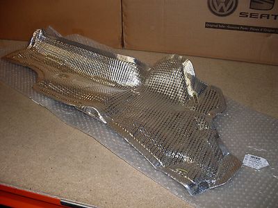 VW Touareg / Audi Q7 front tunnel heat shield 7L6825662A New genuine VW ...