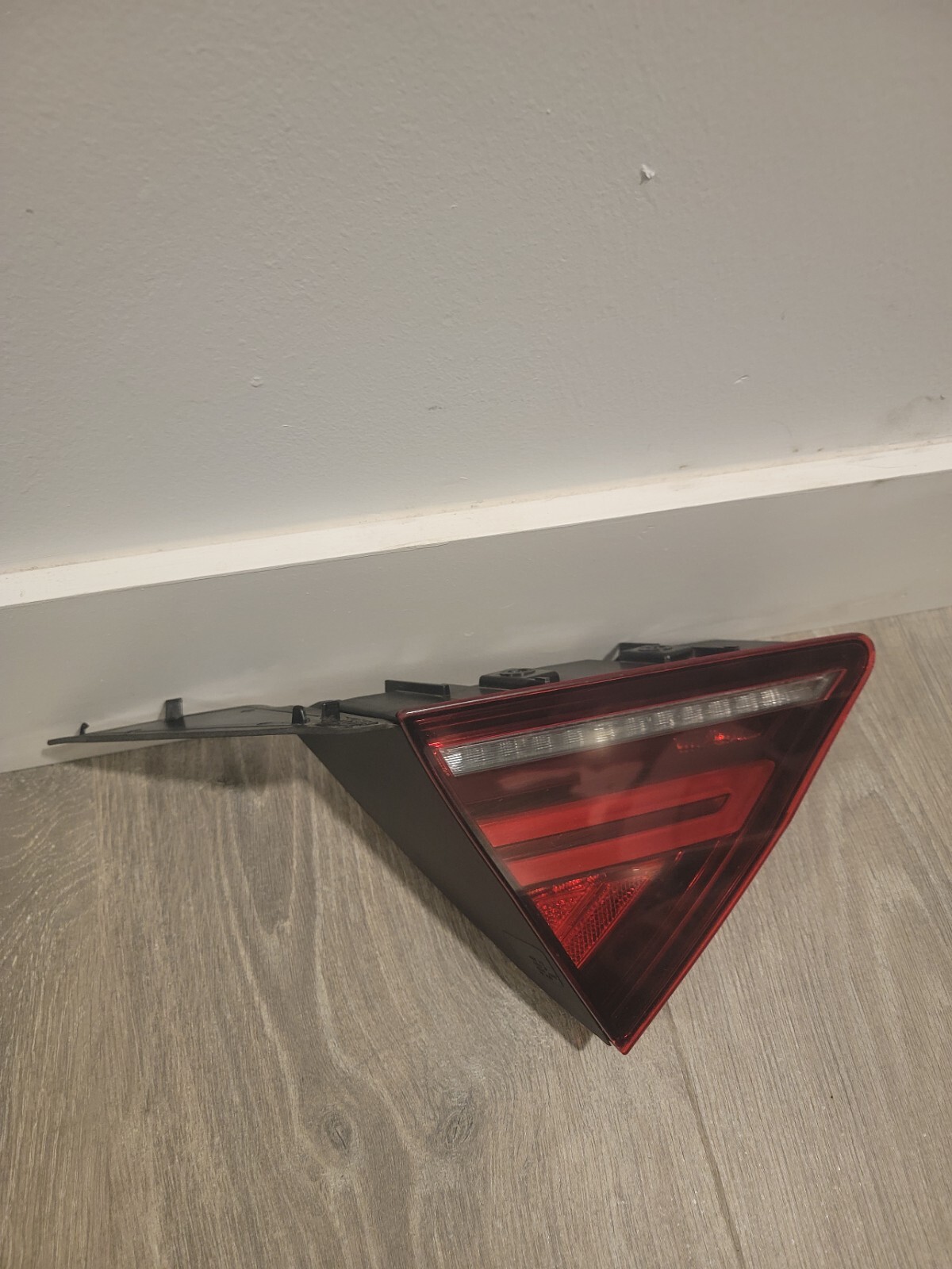 2016-2018 Audi A7,S7,RS7 C7 Rear Inner Left LED Trunk Tail Light Lamp ...