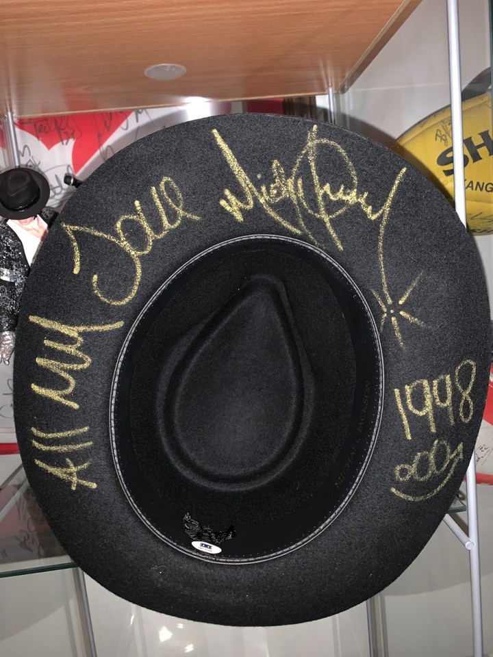 MICHAEL JACKSON SIGNED FEDORA HAT-COA. (BLOOD ON THE DANCE FLOOR ...