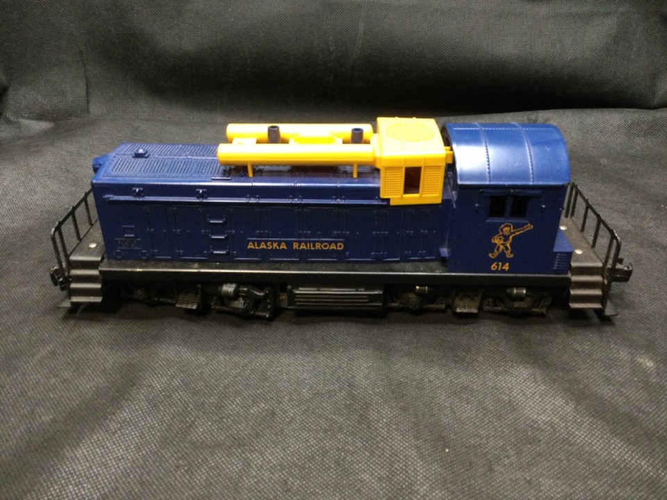 LIONEL Alaska Railroad #614 Diesel Switcher O / 027 Gauge Train Blue ...