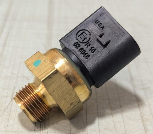 Genuine Mercedes-Benz Oil Pressure Sensor Switch A0071530828 NEW OEM ...