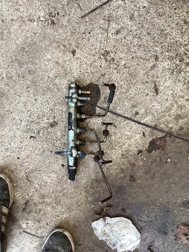 Renault Master 2.5 120 DCI Fuel Pressure Rail And Injector Pipes | eBay UK