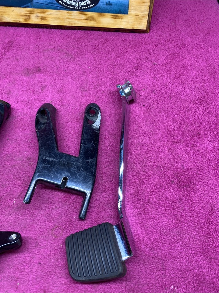 2018-Up Harley-Davidson Softail Fatboy M8 Floorboard Mount Bracket ...