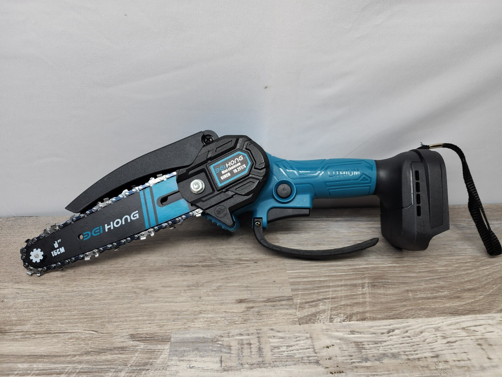 BEI & HONG Mini Chainsaw 6-Inch