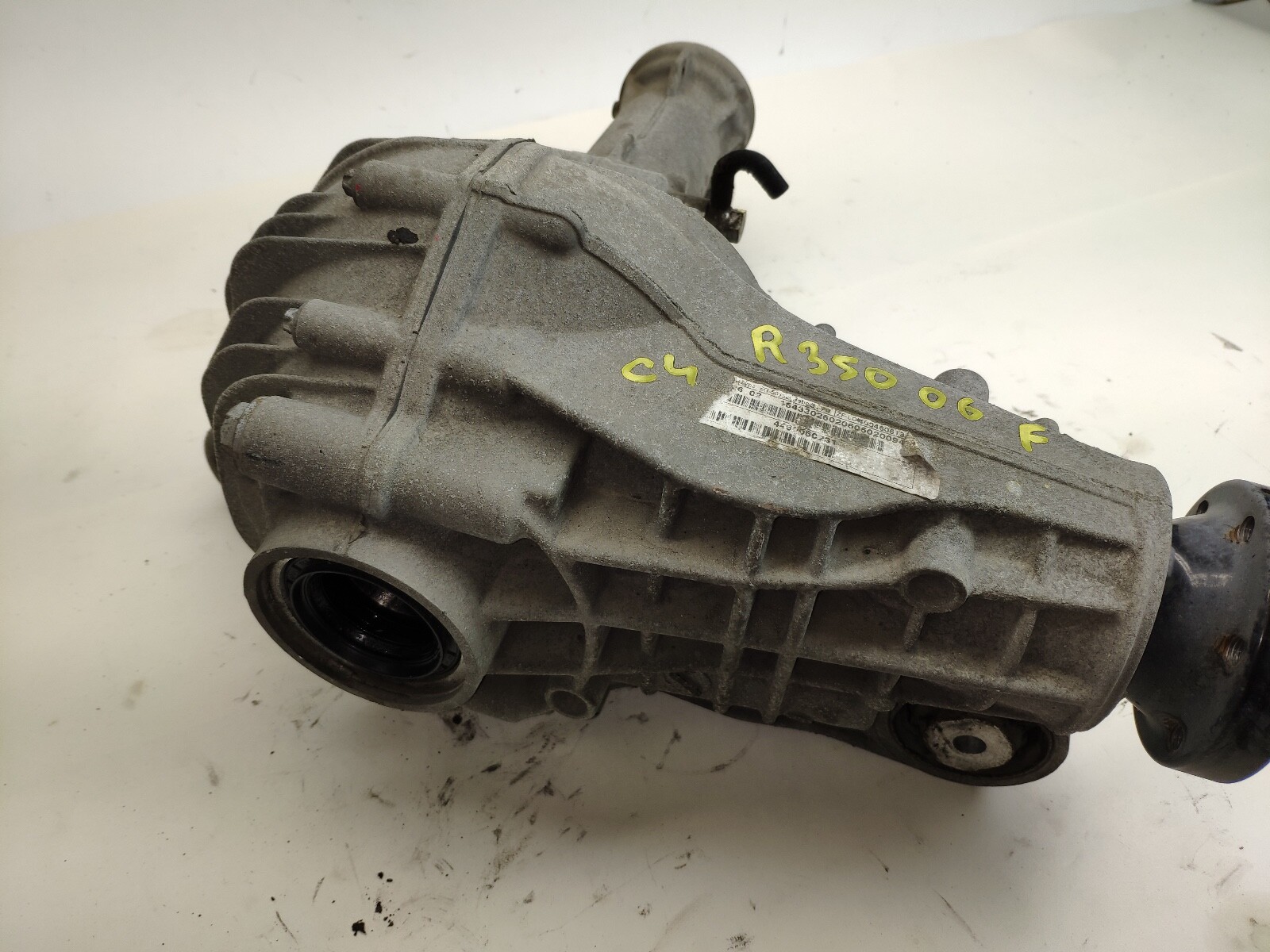 Mercedes W251 W164 R350 ML350 Front Differential Axle Housing ...