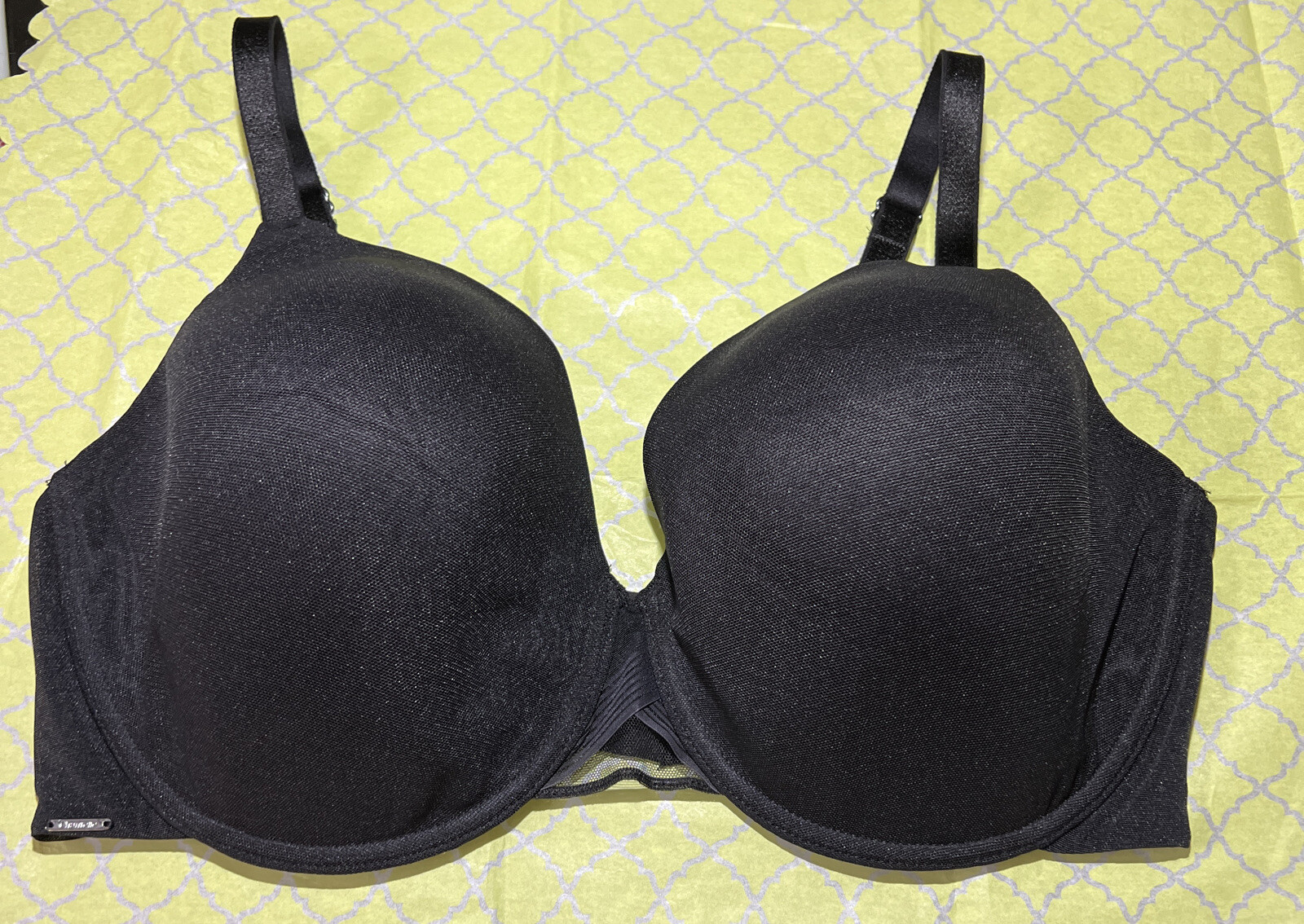 Chantelle C Smooth Smooth Full Coverage T-Shirt Bra w/Smoothing Back SZ ...