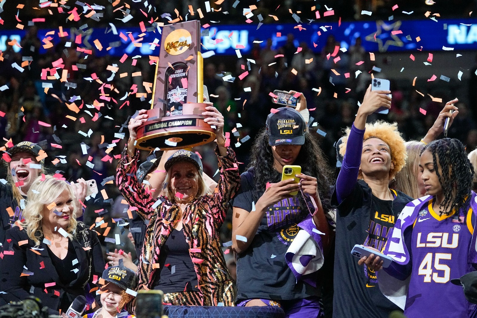 LSU LADY TIGERS WINS 2023 NATIONAL CHAMPIONSHIP BEAUTIFUL 8X10 PHOTO W ...