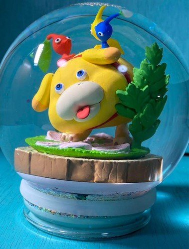 Pikmin Otchin Handmade Snow Globe Collectible Figurine Used 33h | eBay