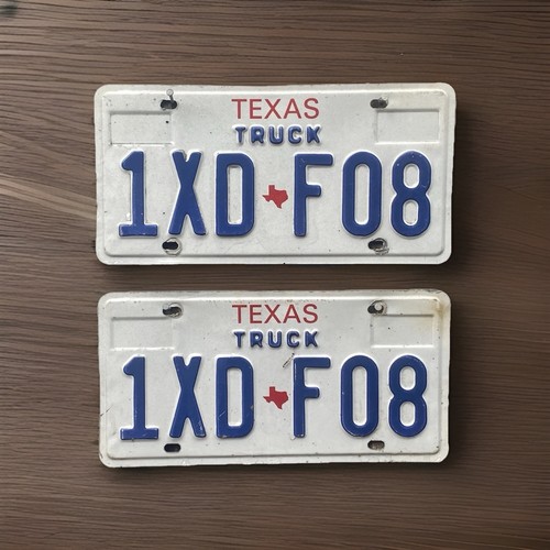 Vintage Matching Pair of Texas TRUCK license plates 1XD F08 | eBay