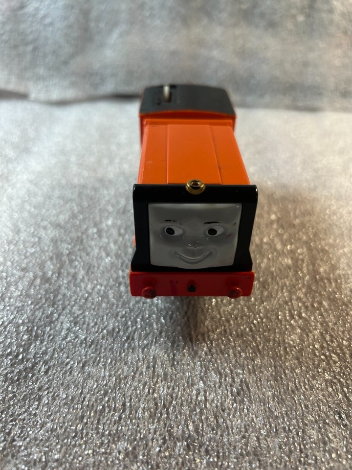 THOMAS & FRIENDS TRACKMASTER MOTORIZED RAILWAY TRAIN ENGINE RUSTY ...