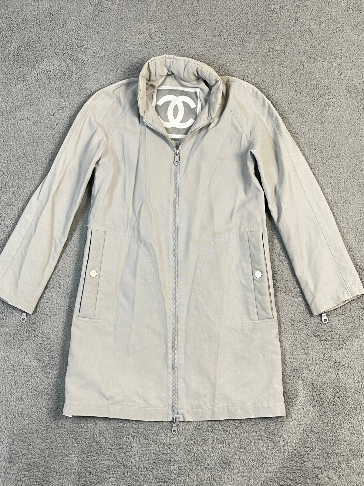 CHANEL IDENTIFICATION Jacket Womens Sz 40 Gray Full Z… - Gem
