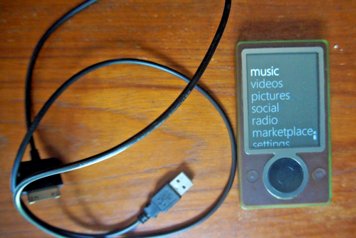MICROSOFT ZUNE 30GB BROWN WITH CHORD, TESTED: WORKS | eBay
