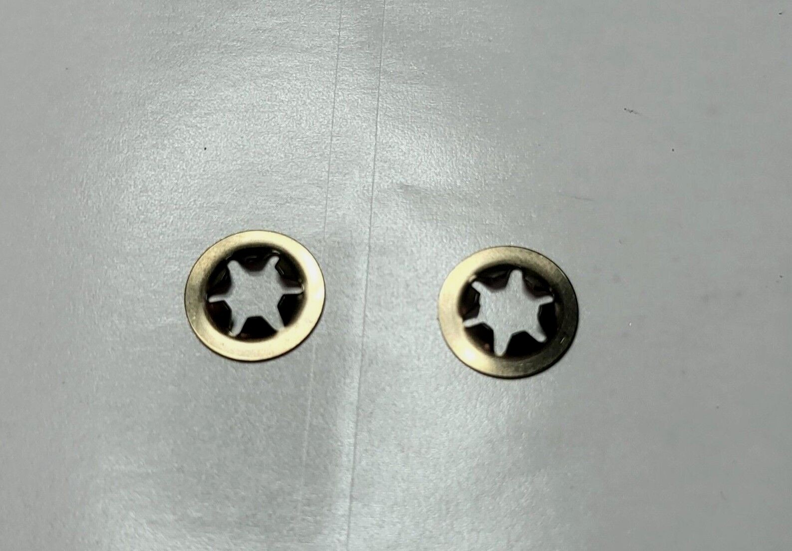 LEXUS TOYOTA FRONT GRILLE EMBLEM RETAINER NUT HOLD IN PLACE SET 2 | eBay