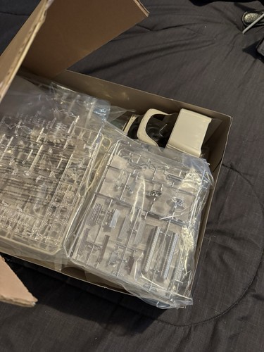 1/25 Moebius International Prostar Model Kit “sealed Inside” | eBay