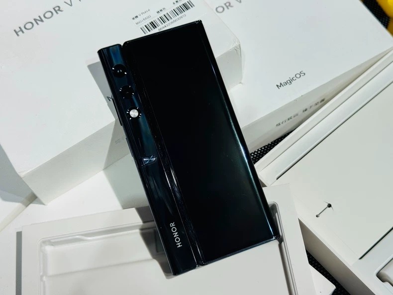 Huawei Honor V Purse 5G Snapdragon 512GB 16GB RAM Google Play Foldable ...