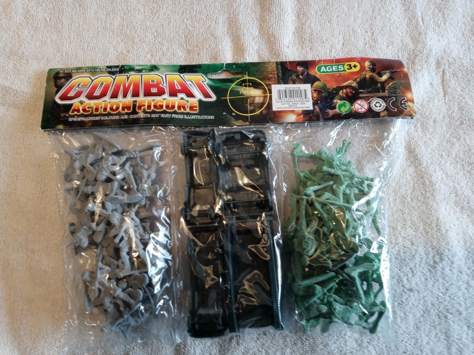 50 Piece Combat Action Figure Playset Military Men Trucks Tank Jeep New ...